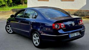 Blue Volkswagen Passat 2006 in Siauliai, with an engine capacity of 1.90 L and mileage of 257 thousand km for 1900 €, photo 13 on AUTOMOTO.COM.LV