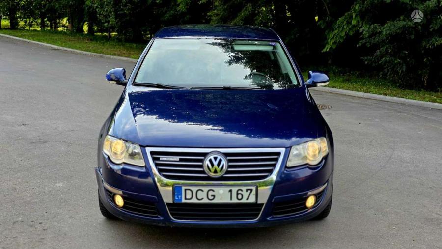 Blue Volkswagen Passat 2006 in Siauliai, with an engine capacity of 1.90 L and mileage of 257 thousand km for 1900 €, photo 27 on AUTOMOTO.COM.LV