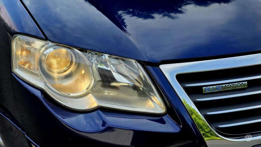 Blue Volkswagen Passat 2006 in Siauliai, with an engine capacity of 1.90 L and mileage of 257 thousand km for 1900 €, photo 28 on AUTOMOTO.COM.LV