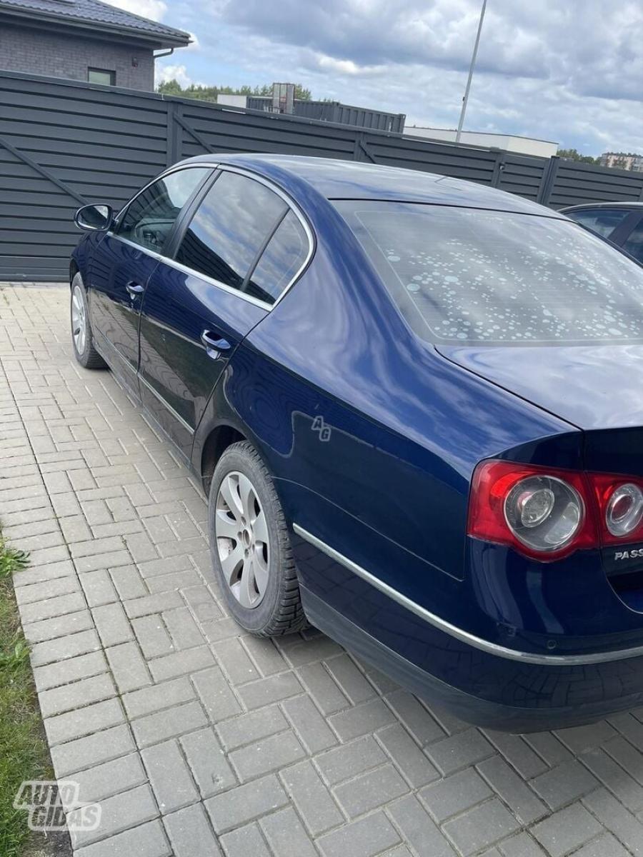 Zils Volkswagen Passat 2006 Kauņa, ar dzinēja tilpumu 2.00 L un nobraukumu 312 tūkst. km par 1780 €, foto 6 vietnē AUTOMOTO.COM.LV