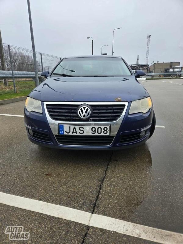 Blue Volkswagen Passat 2007 in Silale, with an engine capacity of 2.00 L and mileage of 402 thousand km for 990 €, photo 2 on AUTOMOTO.COM.LV