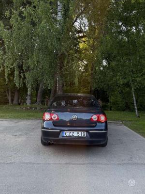 Blue Volkswagen Passat 2007 in Vilnius, with an engine capacity of 1.97 L and mileage of 286 thousand km for 2550 €, photo 6 on AUTOMOTO.COM.LV