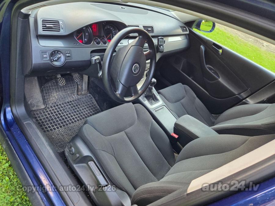 Zils Volkswagen Passat 2007 Viljandi, ar dzinēja tilpumu 2.00 L un nobraukumu 349 tūkst. km par 2900 €, foto 6 vietnē AUTOMOTO.COM.LV