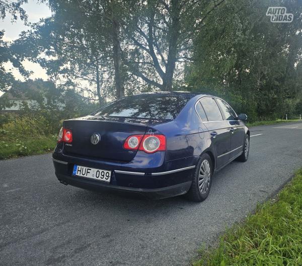 Zils Volkswagen Passat 2007 Klaipėda, ar dzinēja tilpumu 1.90 L un nobraukumu 439 tūkst. km par 1399 €, foto 8 vietnē AUTOMOTO.COM.LV