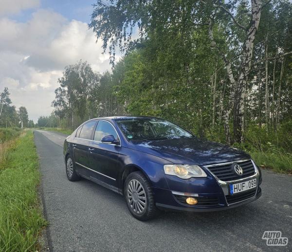 Blue Volkswagen Passat 2007 in Klaipeda, with an engine capacity of 1.90 L and mileage of 439 thousand km for 1399 €, photo 2 on AUTOMOTO.COM.LV