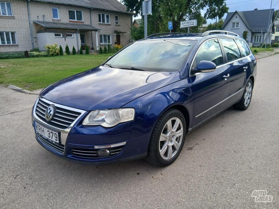 Blue Volkswagen Passat 2007 in Alytus, with an engine capacity of 1.90 L and mileage of 387 thousand km for 1600 €, photo 1 on AUTOMOTO.COM.LV