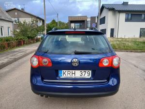 Blue Volkswagen Passat 2007 in Alytus, with an engine capacity of 1.90 L and mileage of 387 thousand km for 1600 €, photo 7 on AUTOMOTO.COM.LV