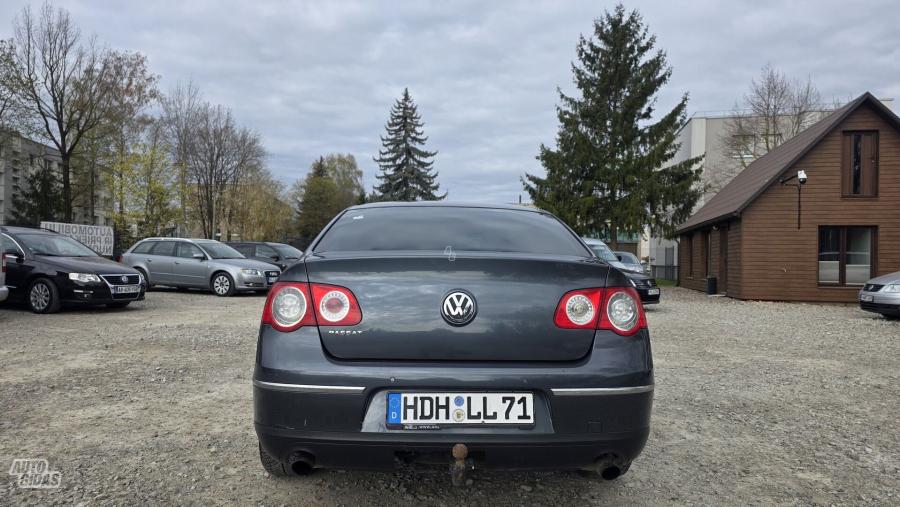 Zils Volkswagen Passat 2008 Vilkaviškis, ar dzinēja tilpumu 3.20 L un nobraukumu 236 tūkst. km par 3250 €, foto 5 vietnē AUTOMOTO.COM.LV