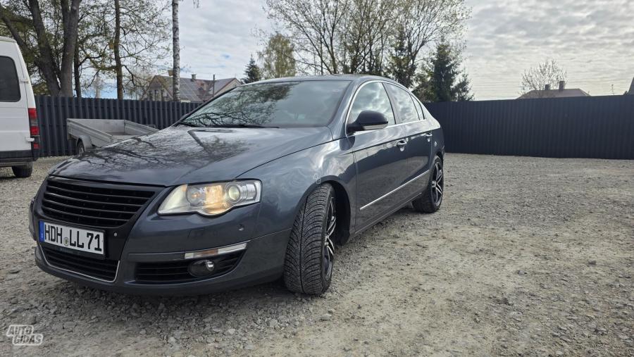 Zils Volkswagen Passat 2008 Vilkaviškis, ar dzinēja tilpumu 3.20 L un nobraukumu 236 tūkst. km par 3250 €, foto 10 vietnē AUTOMOTO.COM.LV