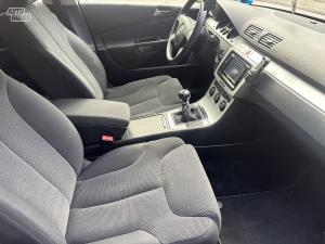 Zils Volkswagen Passat 2008 Biržai, ar dzinēja tilpumu 2.00 L un nobraukumu 281 tūkst. km par 2200 €, foto 19 vietnē AUTOMOTO.COM.LV