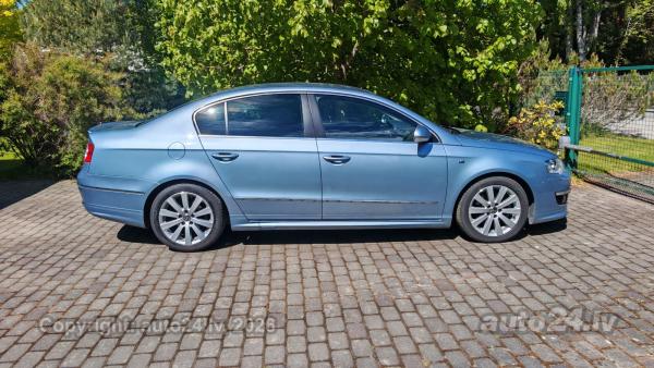 Zils Volkswagen Passat 2009 Tallina, ar dzinēja tilpumu 2.00 L un nobraukumu 76 tūkst. km par 10500 €, foto 7 vietnē AUTOMOTO.COM.LV