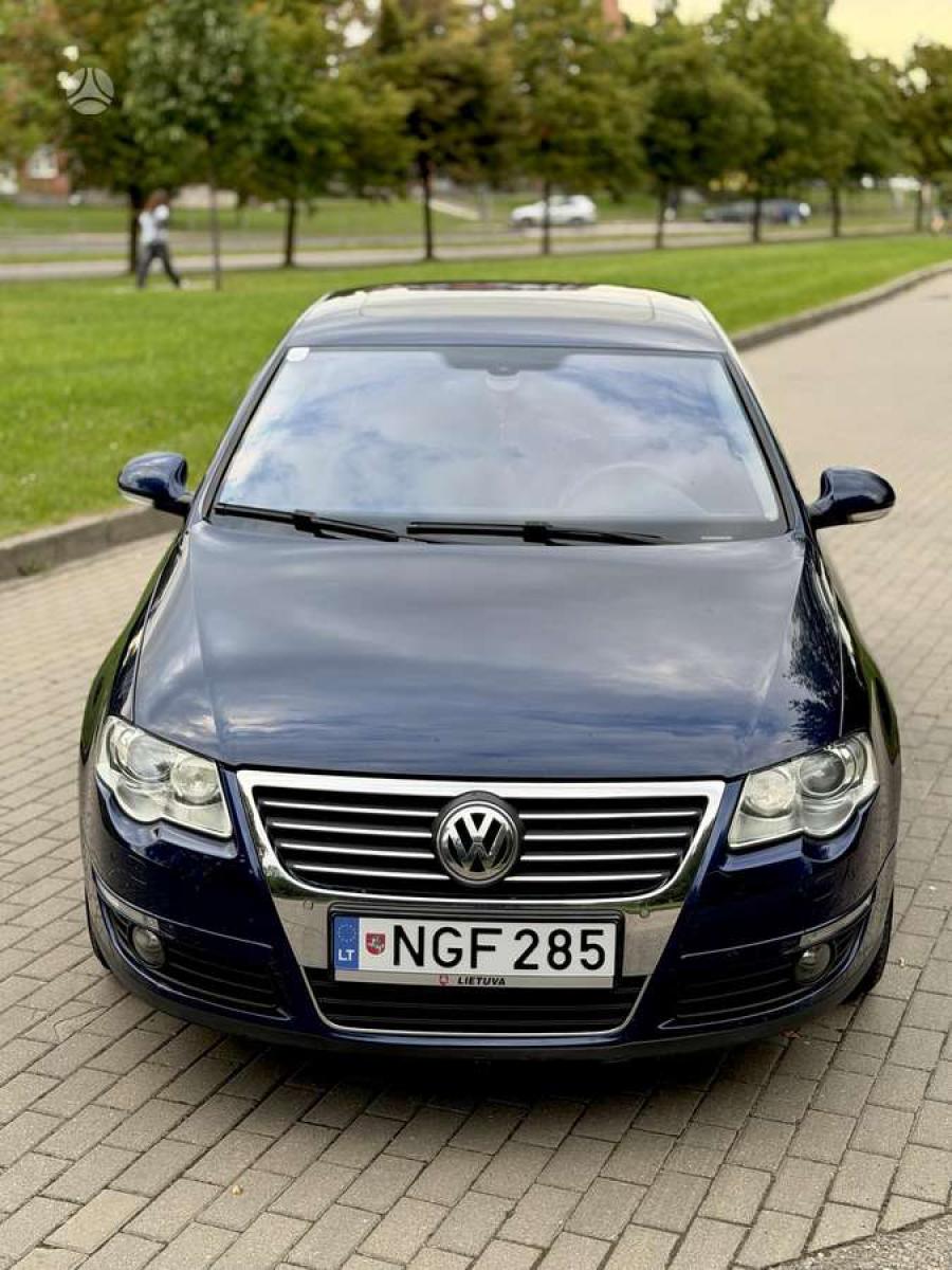 Blue Volkswagen Passat 2009 in Vilnius, with an engine capacity of 2.00 L and mileage of 253 thousand km for 2500 €, photo 4 on AUTOMOTO.COM.LV