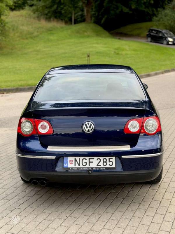 Zils Volkswagen Passat 2009 Viļņa, ar dzinēja tilpumu 2.00 L un nobraukumu 253 tūkst. km par 2500 €, foto 9 vietnē AUTOMOTO.COM.LV