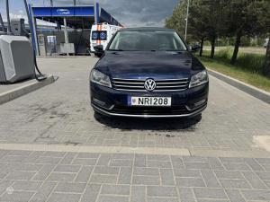 Blue Volkswagen Passat 2011 in Silale, with an engine capacity of 1.97 L and mileage of 360 thousand km for 3300 €, photo 8 on AUTOMOTO.COM.LV
