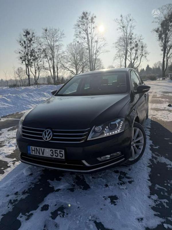 Zils Volkswagen Passat 2012 Kauņa, ar dzinēja tilpumu 1.97 L un nobraukumu 295 tūkst. km par 3300 €, foto 3 vietnē AUTOMOTO.COM.LV