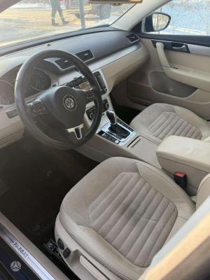 Zils Volkswagen Passat 2012 Kauņa, ar dzinēja tilpumu 1.97 L un nobraukumu 295 tūkst. km par 3330 €, foto 22 vietnē AUTOMOTO.COM.LV
