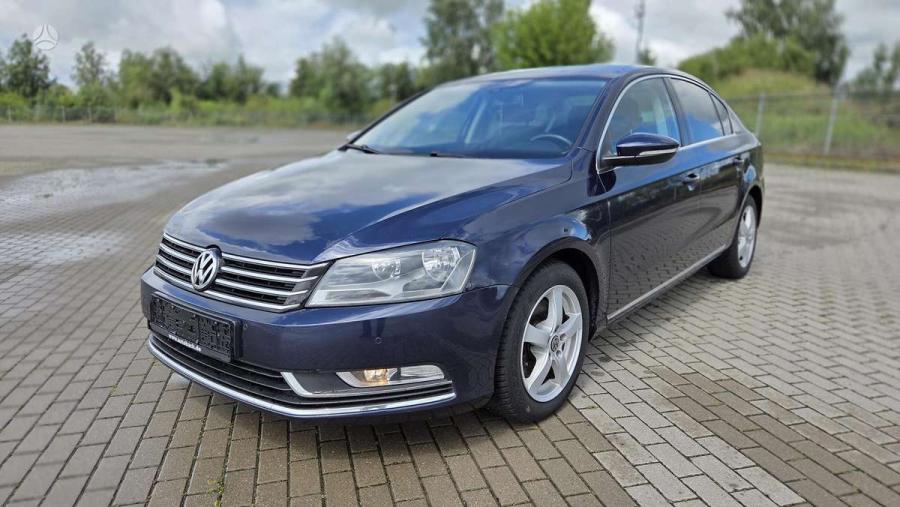 Zils Volkswagen Passat 2012 Marijampole, ar dzinēja tilpumu 1.97 L un nobraukumu 282 tūkst. km par 5200 €, foto 1 vietnē AUTOMOTO.COM.LV