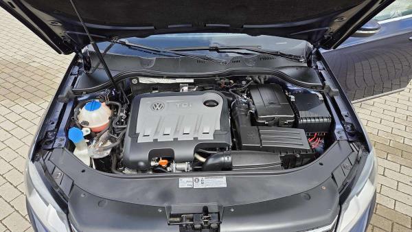 Синий Фольксваген Пассат 2012 в Мариямполе, объемом двигателя 1.97 л и пробегом 282 тыс. км за 5200 €, фото 9 на AUTOMOTO.COM.LV