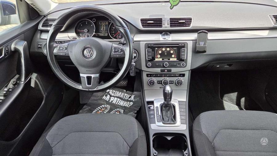 Zils Volkswagen Passat 2012 Marijampole, ar dzinēja tilpumu 1.97 L un nobraukumu 282 tūkst. km par 5200 €, foto 12 vietnē AUTOMOTO.COM.LV