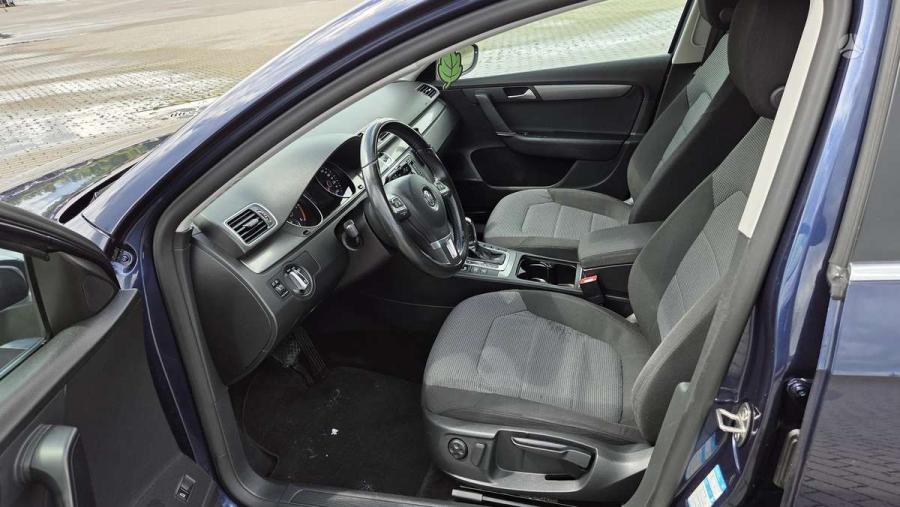 Zils Volkswagen Passat 2012 Marijampole, ar dzinēja tilpumu 1.97 L un nobraukumu 282 tūkst. km par 5200 €, foto 14 vietnē AUTOMOTO.COM.LV