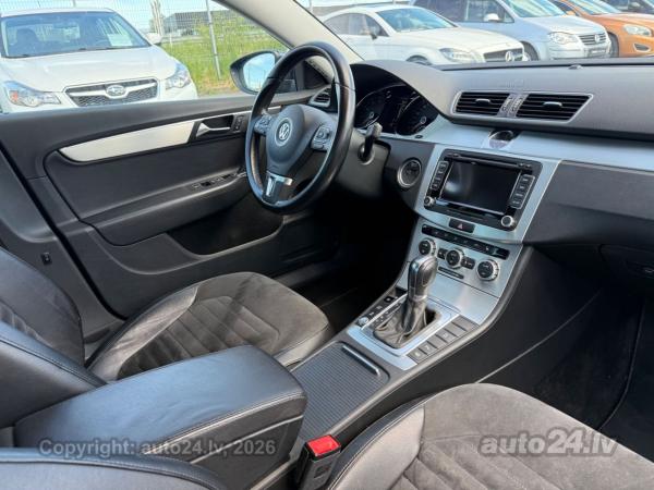 Blue Volkswagen Passat 2013 in Tallinn, with an engine capacity of 1.40 L and mileage of 228 thousand km for 5490 €, photo 7 on AUTOMOTO.COM.LV
