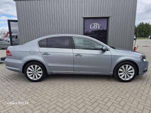 Blue Volkswagen Passat 2013 in Taurage, with an engine capacity of 1.60 L and mileage of 261 thousand km for 4700 €, photo 4 on AUTOMOTO.COM.LV