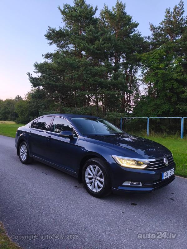 Blue Volkswagen Passat 2015 in Tallinn, with an engine capacity of 1.80 L and mileage of 177 thousand km for 9900 €, photo 7 on AUTOMOTO.COM.LV