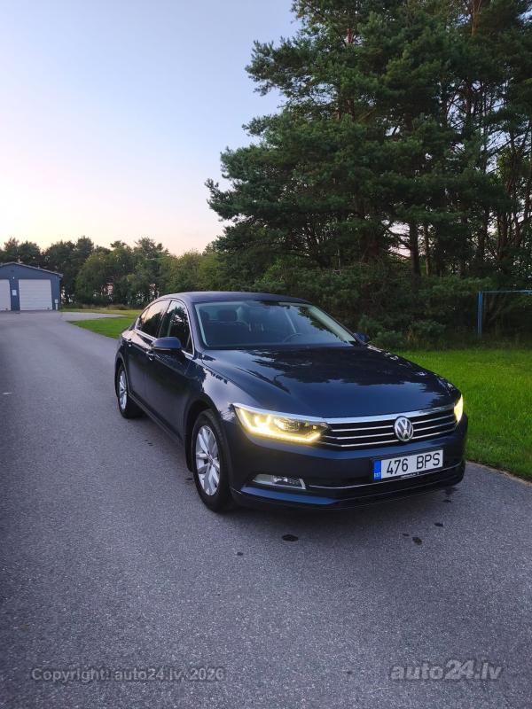 Blue Volkswagen Passat 2015 in Tallinn, with an engine capacity of 1.80 L and mileage of 177 thousand km for 9900 €, photo 8 on AUTOMOTO.COM.LV