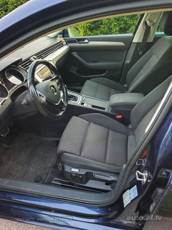 Blue Volkswagen Passat 2015 in Tallinn, with an engine capacity of 1.80 L and mileage of 177 thousand km for 9900 €, photo 10 on AUTOMOTO.COM.LV