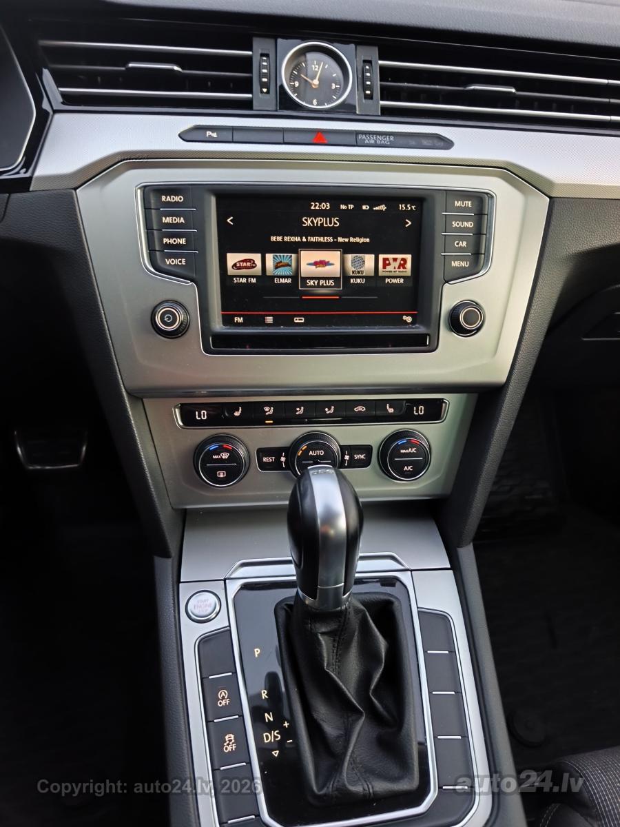 Zils Volkswagen Passat 2015 Tallina, ar dzinēja tilpumu 1.80 L un nobraukumu 177 tūkst. km par 9900 €, foto 14 vietnē AUTOMOTO.COM.LV