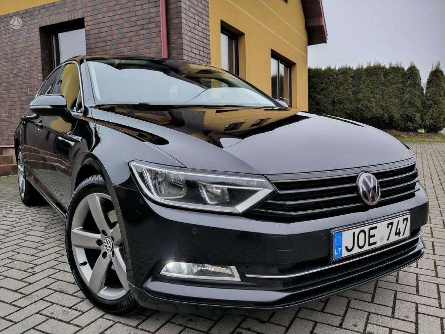 Zils Volkswagen Passat 2016 Trakai, ar dzinēja tilpumu 1.60 L un nobraukumu 319 tūkst. km par 7790 €, foto 1 vietnē AUTOMOTO.COM.LV