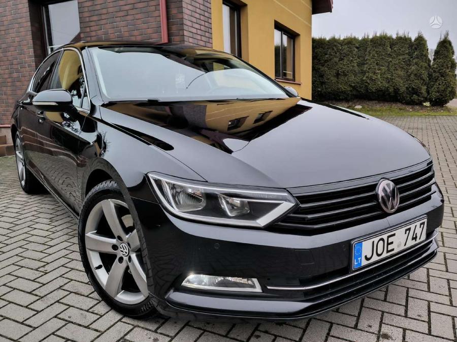 Zils Volkswagen Passat 2016 Trakai, ar dzinēja tilpumu 1.60 L un nobraukumu 319 tūkst. km par 7790 €, foto 2 vietnē AUTOMOTO.COM.LV