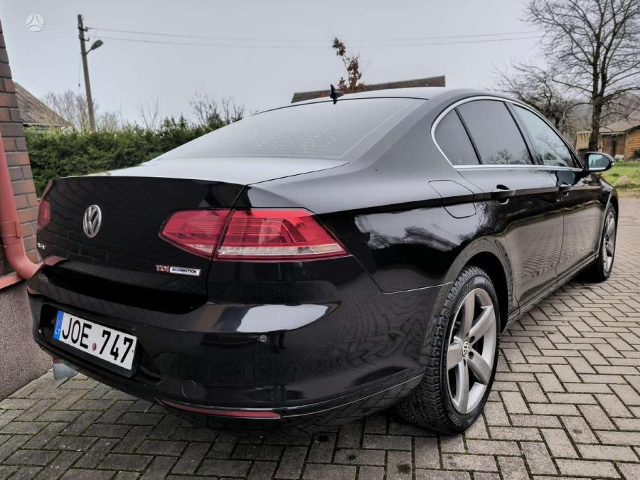Zils Volkswagen Passat 2016 Trakai, ar dzinēja tilpumu 1.60 L un nobraukumu 319 tūkst. km par 7790 €, foto 7 vietnē AUTOMOTO.COM.LV