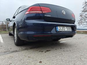 Blue Volkswagen Passat 2016 in Kaunas, with an engine capacity of 1.40 L and mileage of 120 thousand km for 10750 €, photo 3 on AUTOMOTO.COM.LV