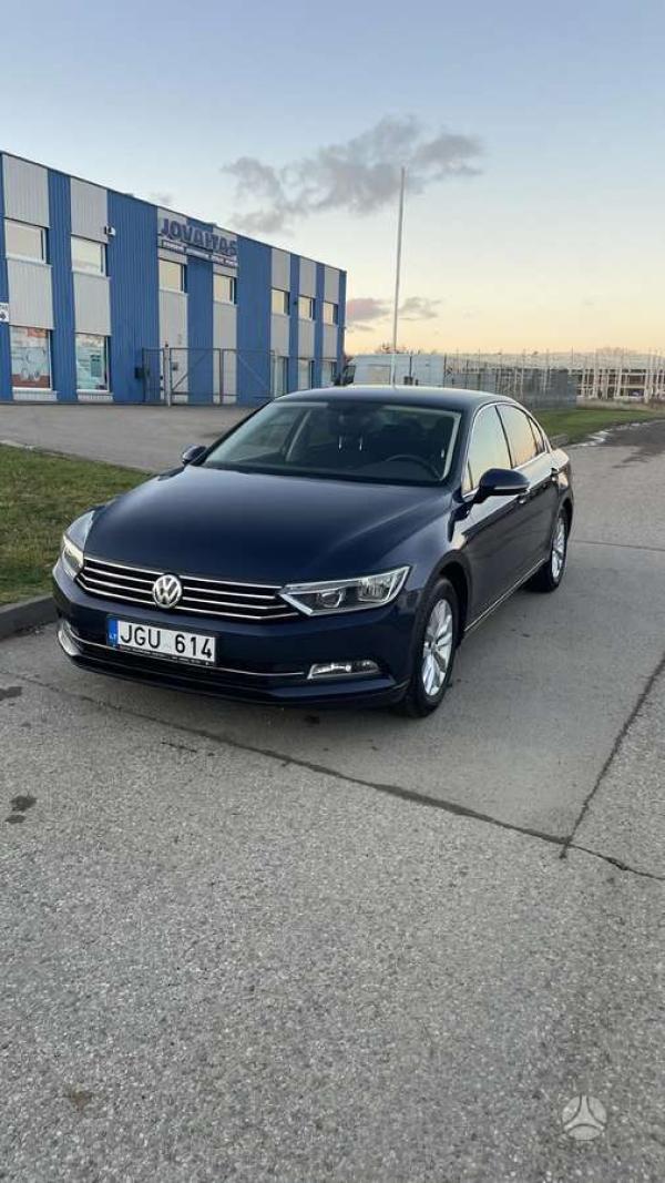 Zils Volkswagen Passat 2016 Kauņa, ar dzinēja tilpumu 1.40 L un nobraukumu 161 tūkst. km par 11150 €, foto 1 vietnē AUTOMOTO.COM.LV
