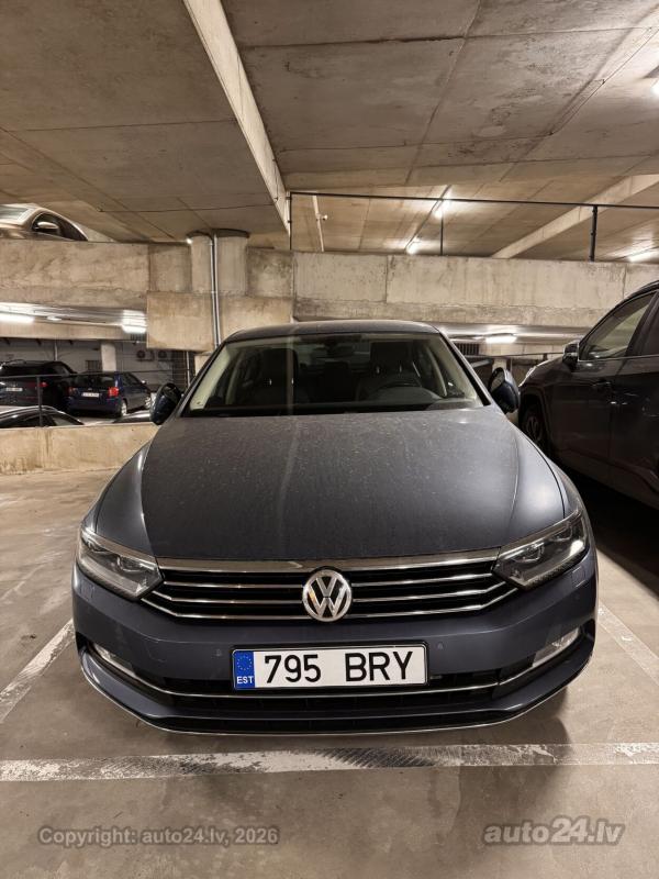 Blue Volkswagen Passat 2016 in Tallinn, with an engine capacity of 1.80 L and mileage of 217 thousand km for 11500 €, photo 3 on AUTOMOTO.COM.LV