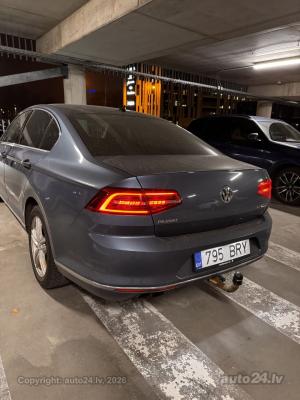 Blue Volkswagen Passat 2016 in Tallinn, with an engine capacity of 1.80 L and mileage of 217 thousand km for 11500 €, photo 5 on AUTOMOTO.COM.LV