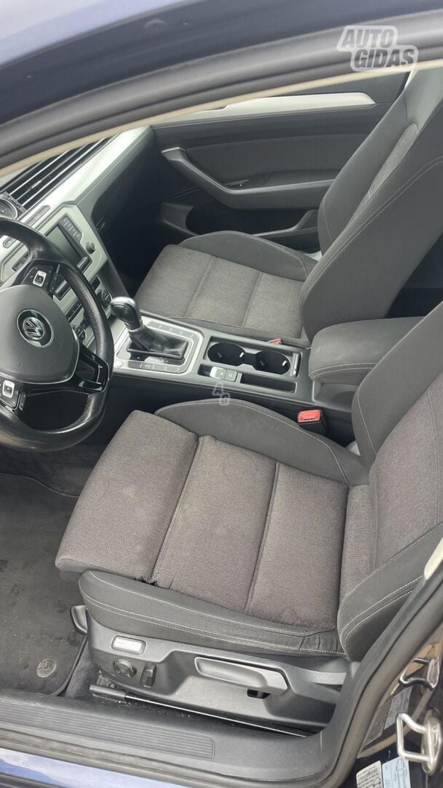 Zils Volkswagen Passat 2016 Kauņa, ar dzinēja tilpumu 1.40 L un nobraukumu 168 tūkst. km par 9200 €, foto 7 vietnē AUTOMOTO.COM.LV
