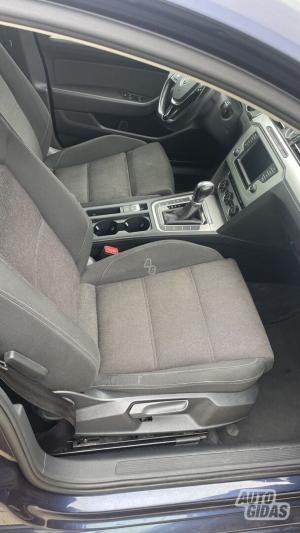 Zils Volkswagen Passat 2016 Kauņa, ar dzinēja tilpumu 1.40 L un nobraukumu 168 tūkst. km par 9200 €, foto 13 vietnē AUTOMOTO.COM.LV