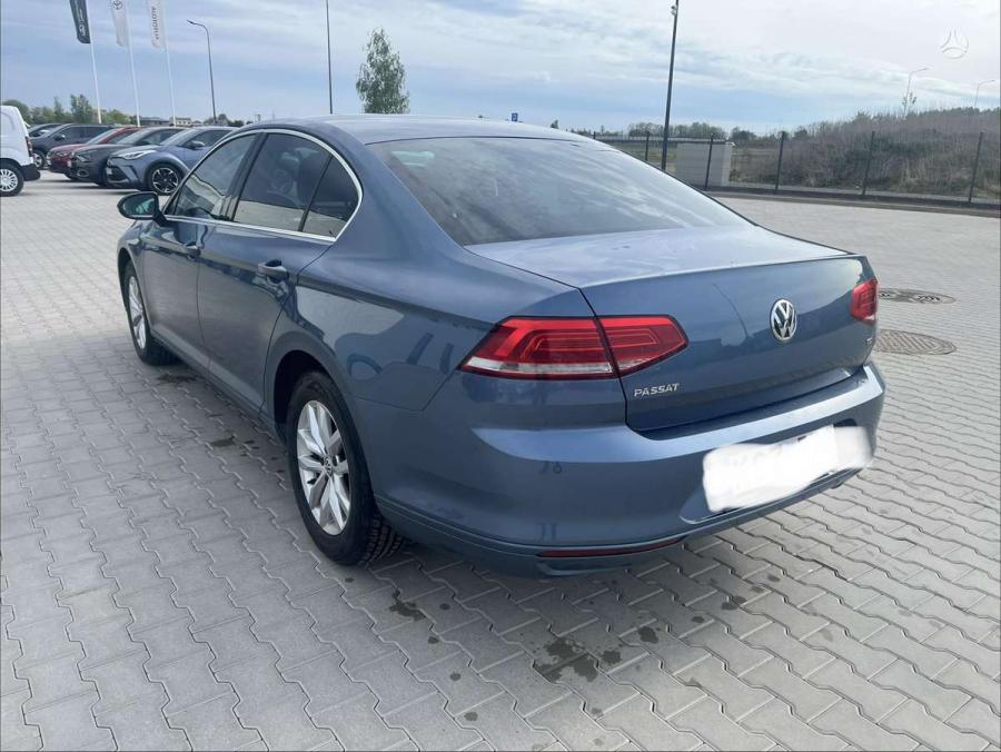 Zils Volkswagen Passat 2017 Kauņa, ar dzinēja tilpumu 1.40 L un nobraukumu 161 tūkst. km par 11600 €, foto 4 vietnē AUTOMOTO.COM.LV