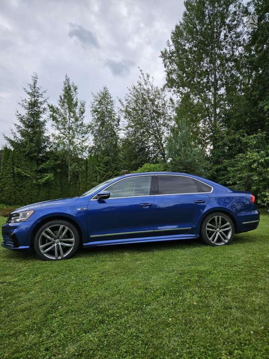 Blue Volkswagen Passat 2017 in Vilnius, with an engine capacity of 1.80 L and mileage of 151 thousand km for 10200 €, photo 5 on AUTOMOTO.COM.LV