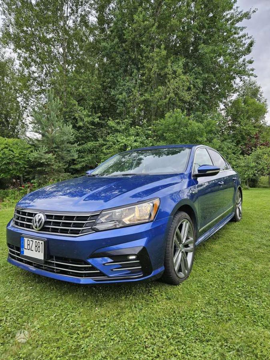 Blue Volkswagen Passat 2017 in Vilnius, with an engine capacity of 1.80 L and mileage of 151 thousand km for 10200 €, photo 12 on AUTOMOTO.COM.LV