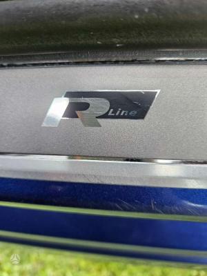 Blue Volkswagen Passat 2017 in Vilnius, with an engine capacity of 1.80 L and mileage of 151 thousand km for 10200 €, photo 19 on AUTOMOTO.COM.LV