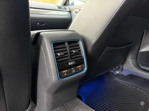 Blue Volkswagen Passat 2017 in Kaunas, with an engine capacity of 1.80 L and mileage of 292 thousand km for 6950 €, photo 13 on AUTOMOTO.COM.LV