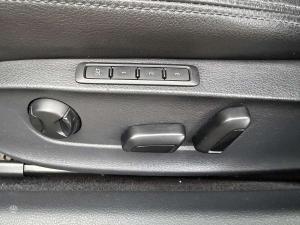 Blue Volkswagen Passat 2017 in Kaunas, with an engine capacity of 1.80 L and mileage of 292 thousand km for 6950 €, photo 20 on AUTOMOTO.COM.LV