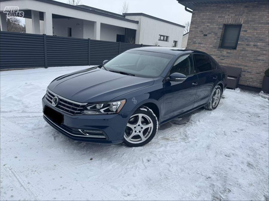 Blue Volkswagen Passat 2019 in Siauliai, with an engine capacity of 2.00 L and mileage of 58 thousand km for 11500 €, photo 1 on AUTOMOTO.COM.LV