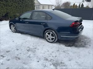 Blue Volkswagen Passat 2019 in Siauliai, with an engine capacity of 2.00 L and mileage of 58 thousand km for 11500 €, photo 6 on AUTOMOTO.COM.LV