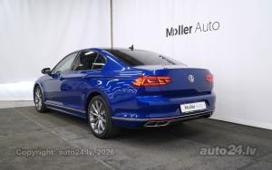 Blue Volkswagen Passat 2019 in Tallinn, with an engine capacity of 2.00 L and mileage of 152 thousand km for 22900 €, photo 5 on AUTOMOTO.COM.LV