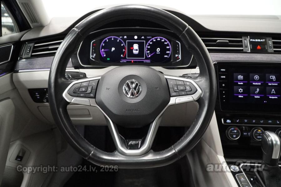 Blue Volkswagen Passat 2019 in Tallinn, with an engine capacity of 2.00 L and mileage of 152 thousand km for 22900 €, photo 24 on AUTOMOTO.COM.LV