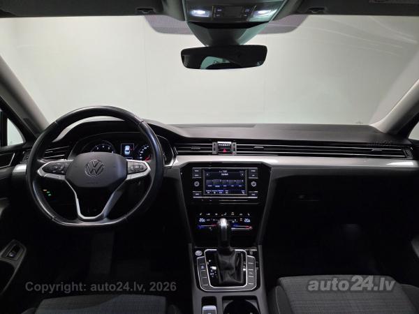 Zils Volkswagen Passat 2021 Tallina, ar dzinēja tilpumu 1.50 L un nobraukumu 207 tūkst. km par 15900 €, foto 8 vietnē AUTOMOTO.COM.LV